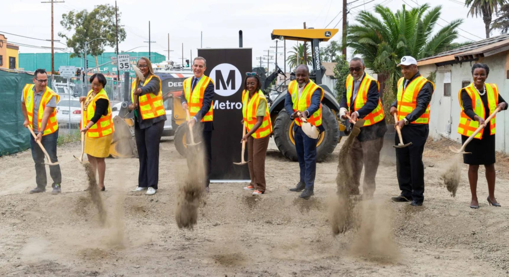 Cyclist and Pedestrian Path to Connect Bus and Rail Lines in LA ...