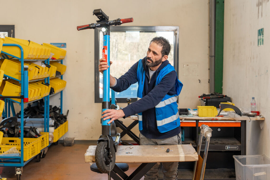 Dott Announces Refurbishment Plans to Double E-scooter Lifespan ...