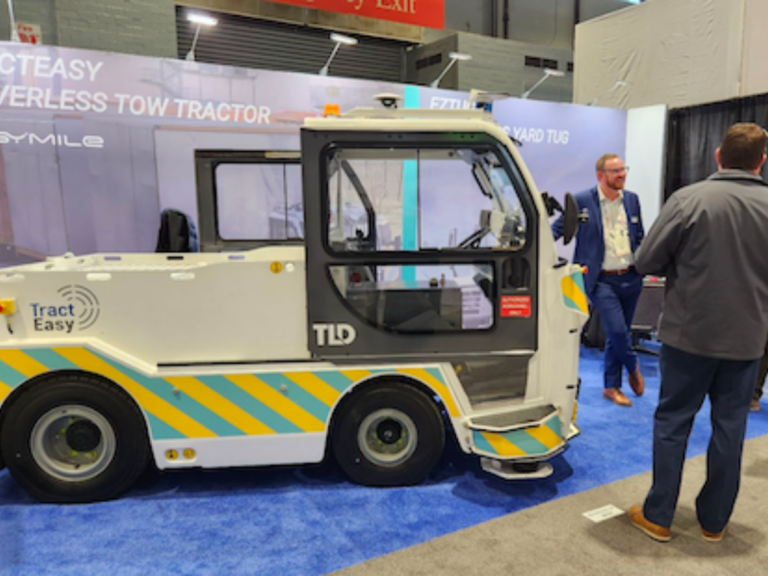 EasyMile in Commercial Ramp-Up for Driverless Towing