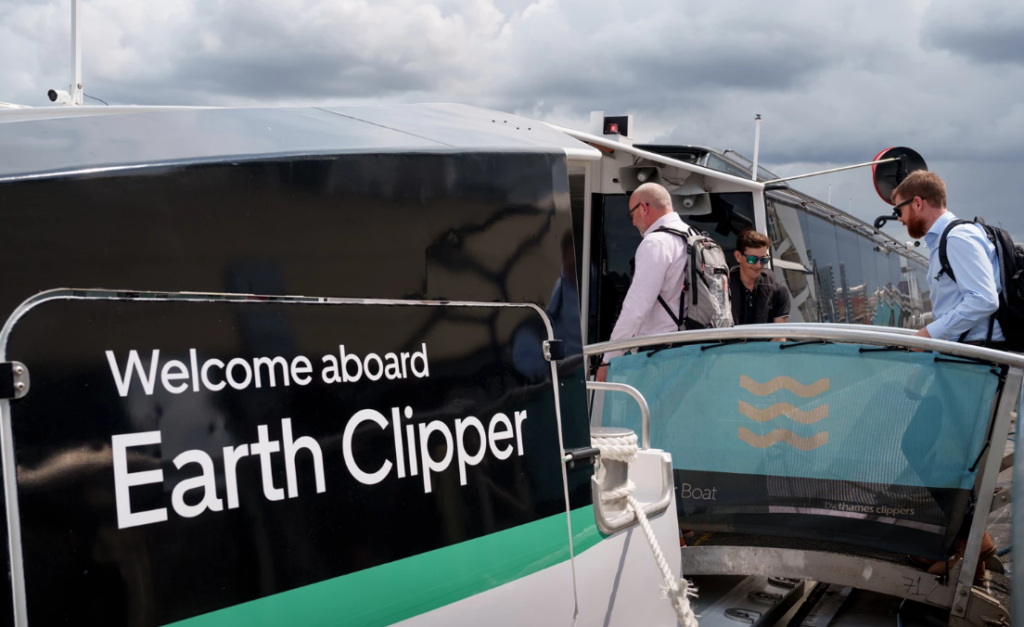 Uber Boat by Thames Clipper Launches Hybrid High-Speed Ferry in London ...